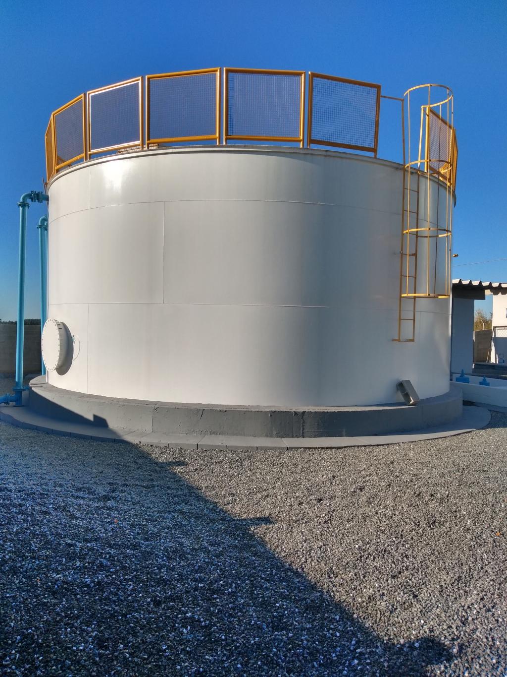 TANQUE VERTICAL - Solucões Industriais